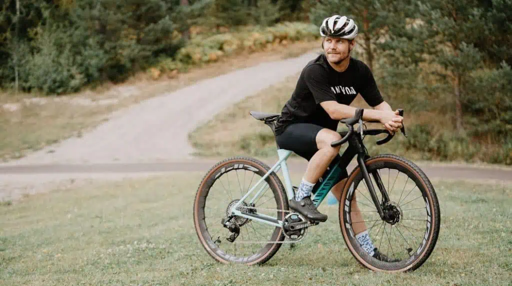 6 Formula 1 Drivers Who Love Cycling - YesCycling